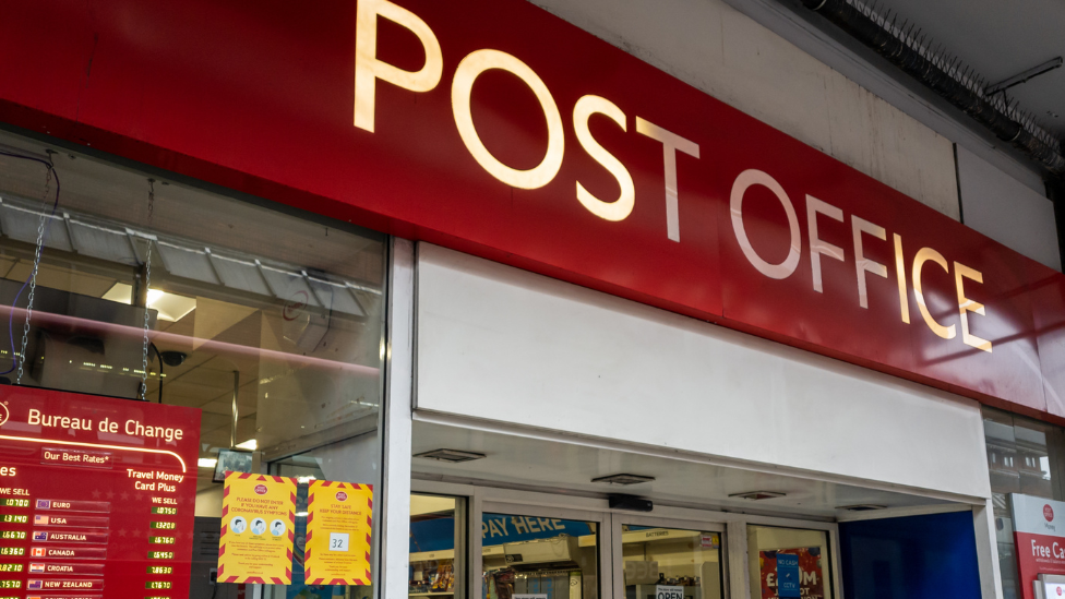 Post office replacement petition backed by 1,000