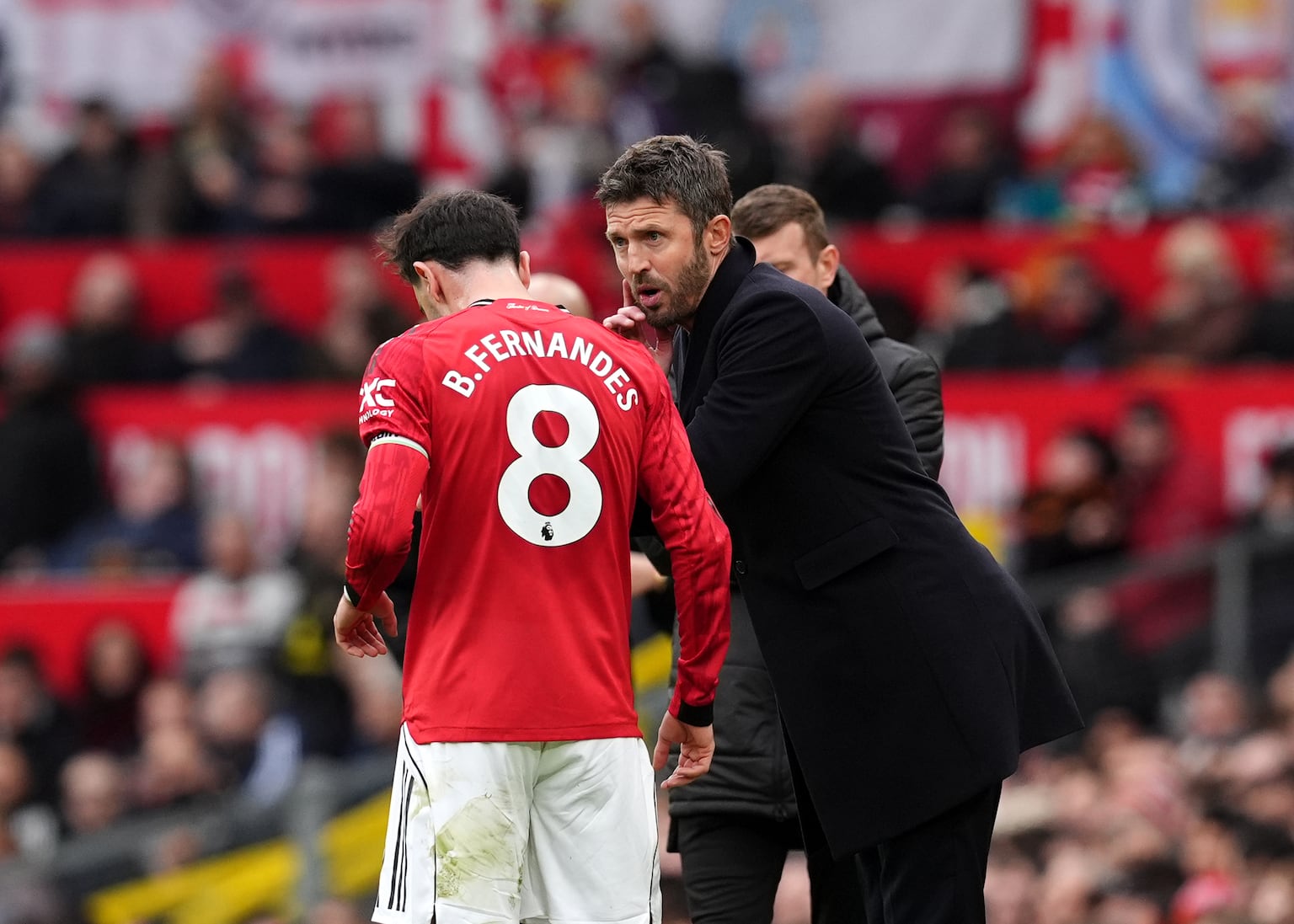 Bruno Fernandes hoping Michael Carrick can take Man Utd back to the top