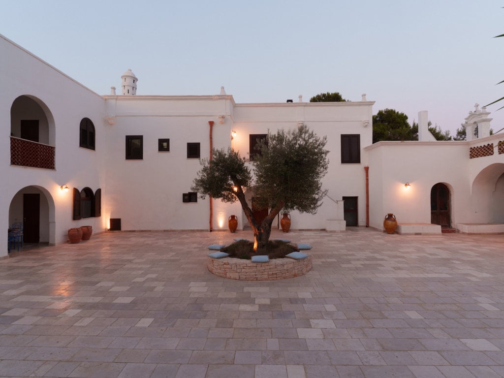 Il restauro di una masseria pugliese segna la rinascita di un’antica ...