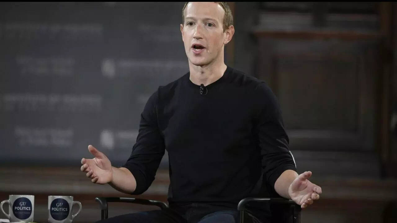 Mark Zuckerberg in internal memo to employees: Not expecting company ...
