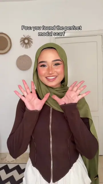 Trying the perfect modal hijab in four everyday colors