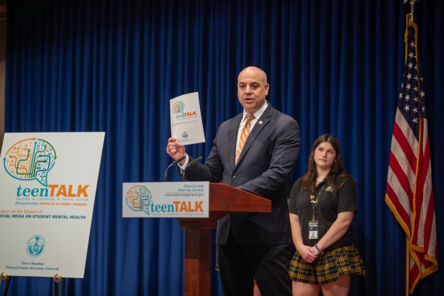 We're stuck: Pennsylvania students voice concerns over AI, social media ...