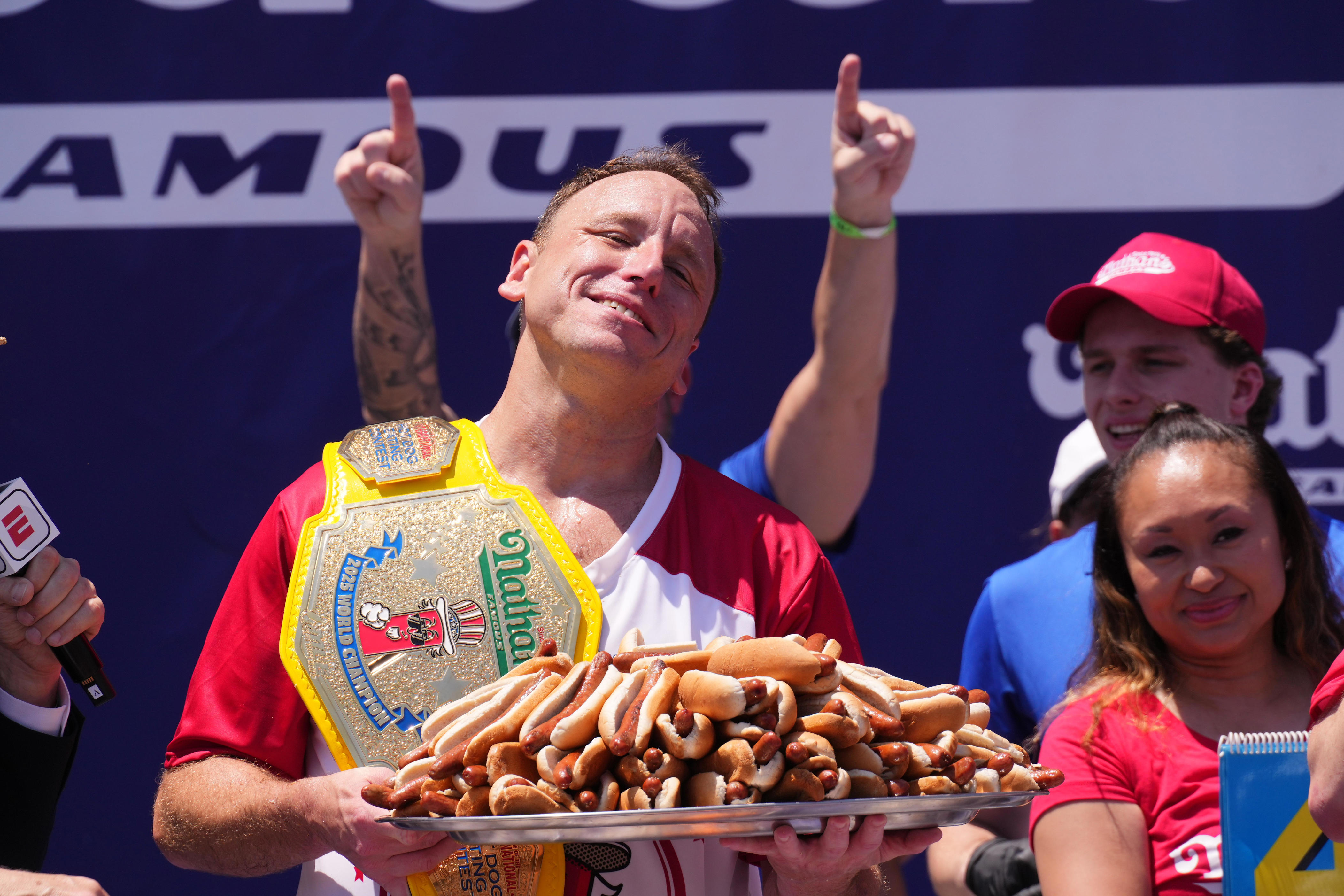 Joey Chestnut sentenced after drunkenly slapping a man at an Indiana bar