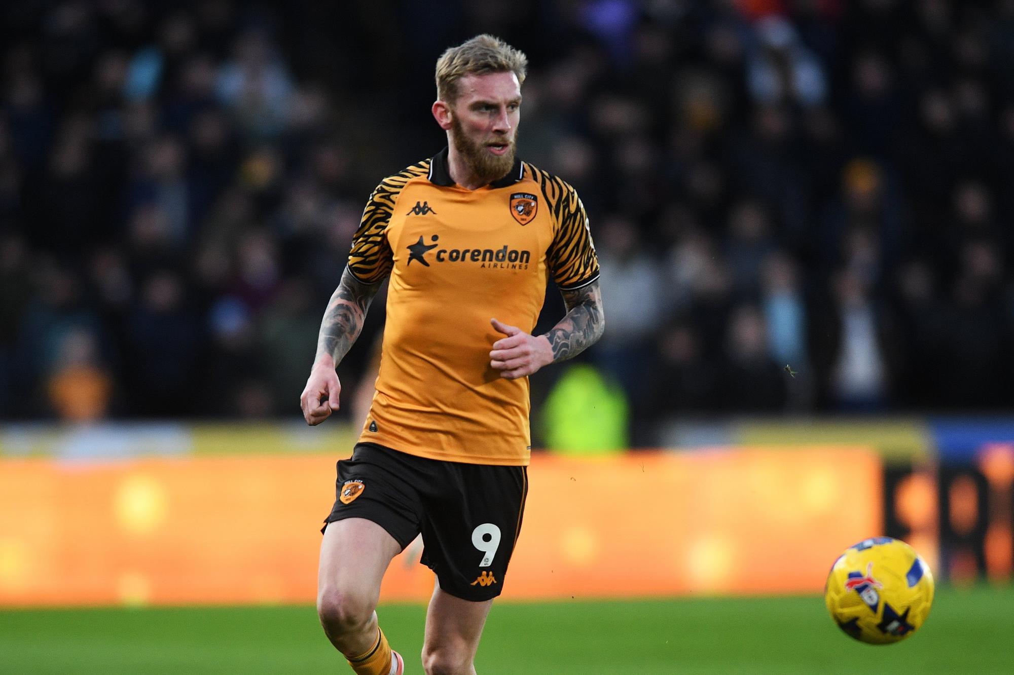 Hull City: How Oli McBurnie's nous and experience is helping develop ...