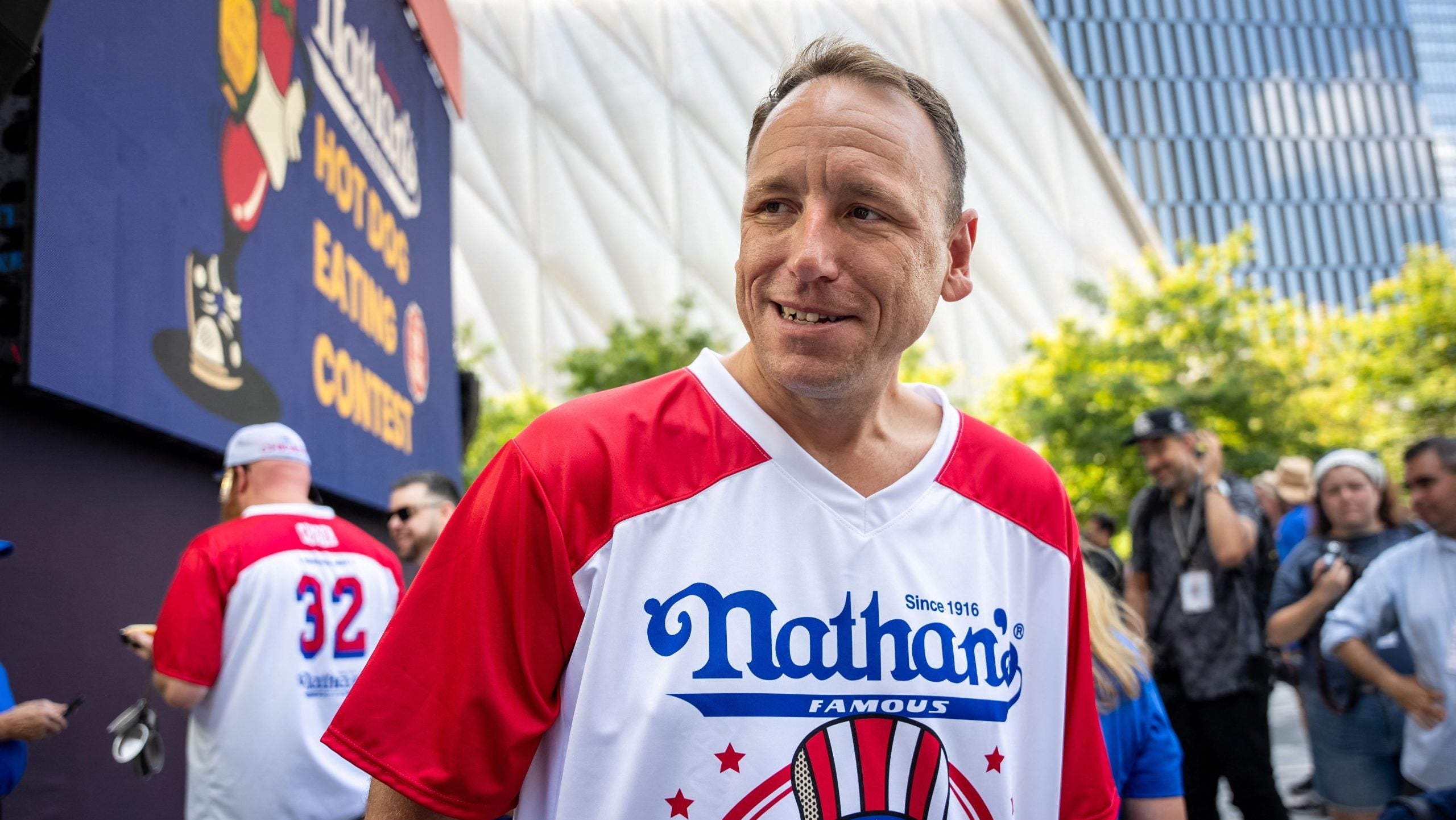 Competitive eater Joey Chestnut on probation after slapping man at ...