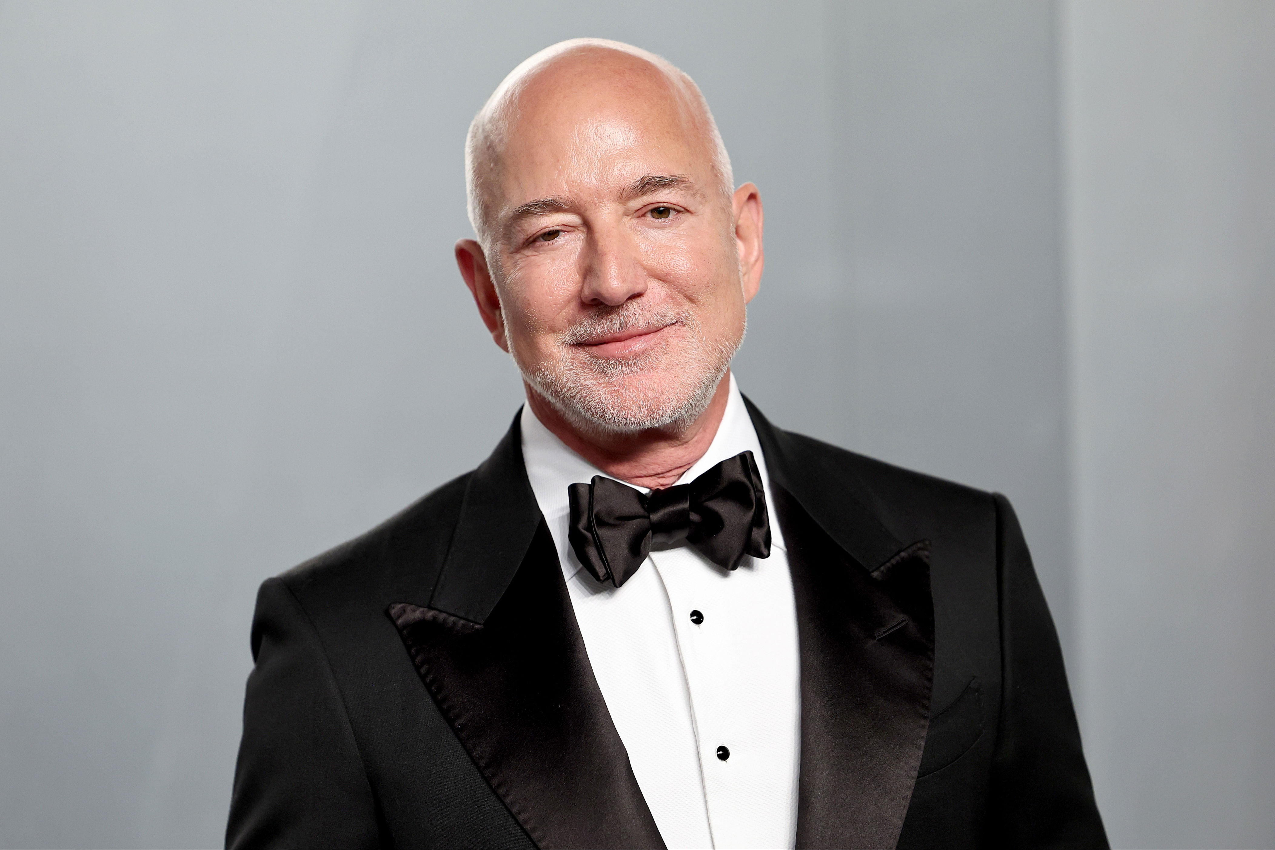 Amazon’s Jeff Bezos calls for zero income taxes on bottom half of ...