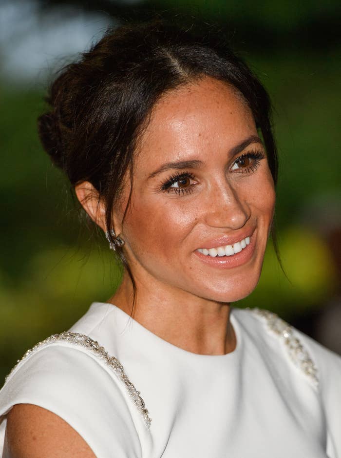 People are obsessed with Meghan Markle's sweet Prince Harry anniversary ...