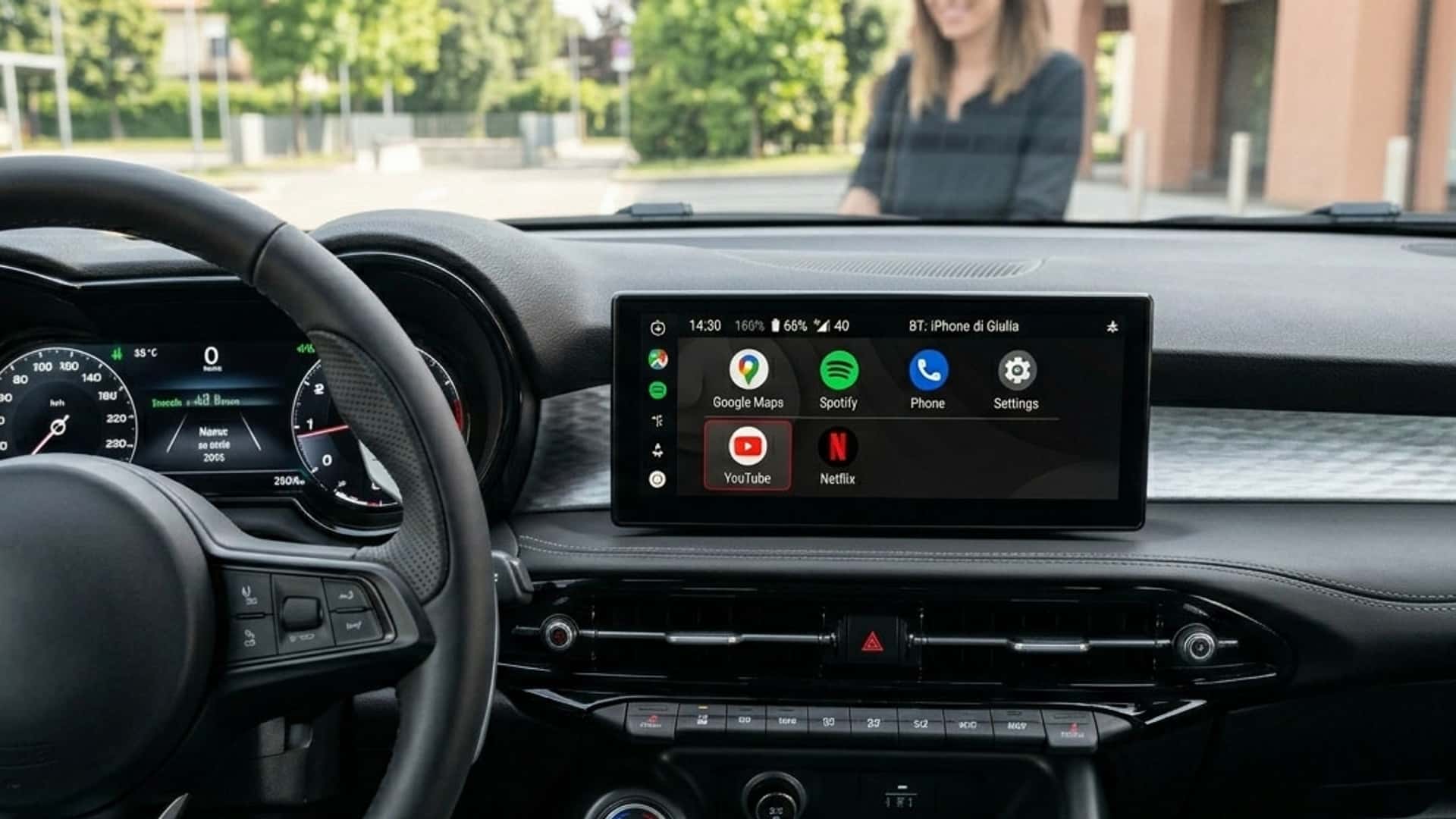 Android Auto, YouTube ve Netflix desteğine kavuşuyor