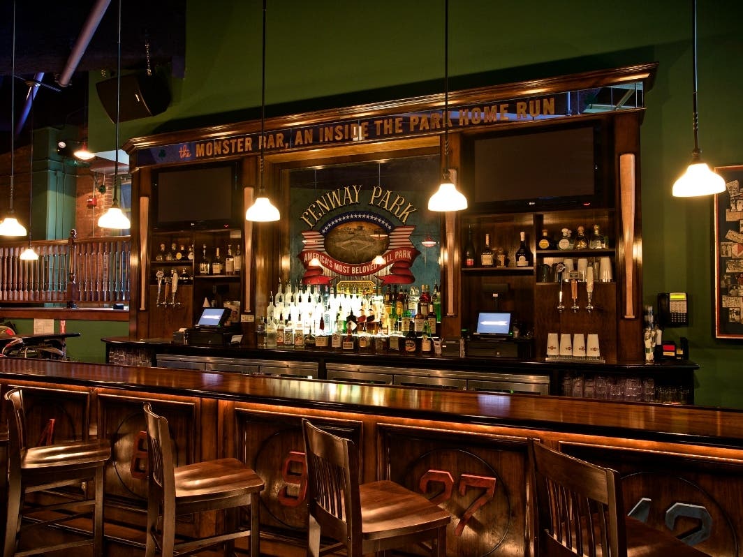 MA bar named no. 2 best local sports bar in US., new list says