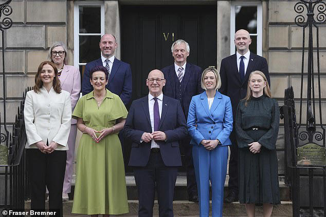 Swinney unveils new cabinet packed with yesterday's flops and deadbeats