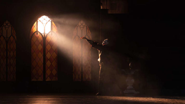 Why are so many Bay Area theaters staging 'Dracula' in 2026?