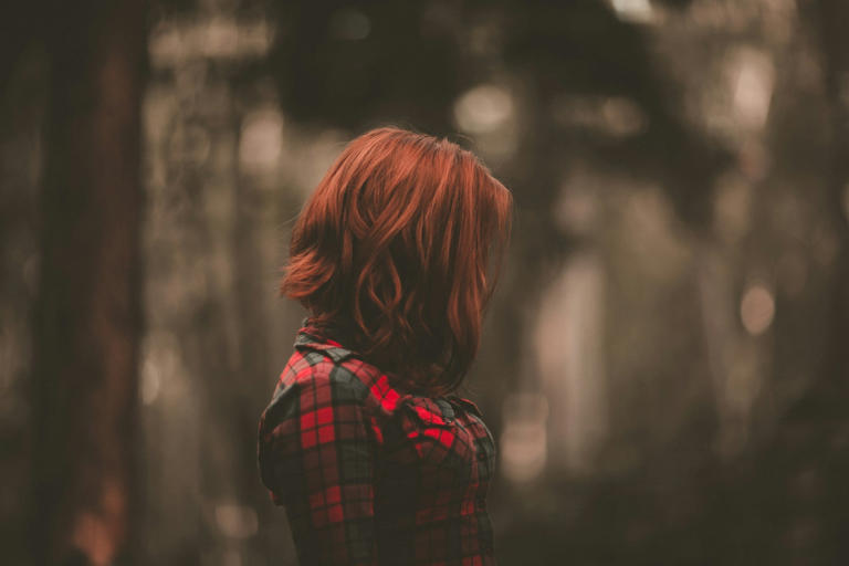 Peinarse con moño ya está pasado de moda: la tendencia “helmet hair ...