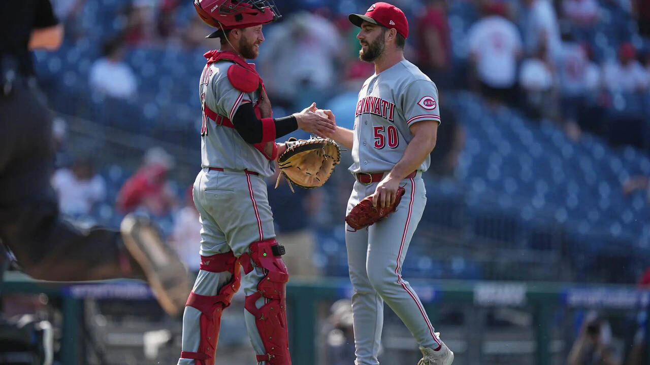 Nathaniel Lowe's performance leads Reds to victory over Phillies ...