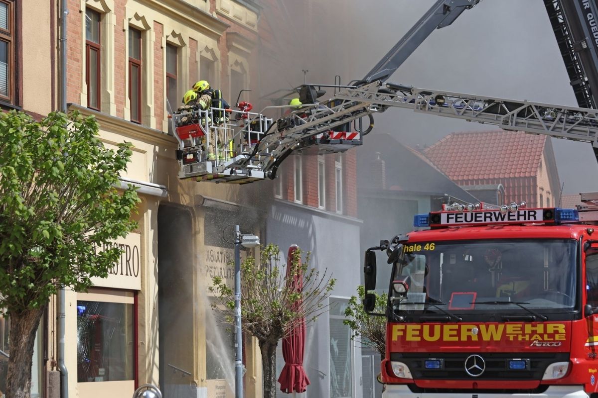Großbrand im Harz! Giftige Rauchwolke wabert über Thale