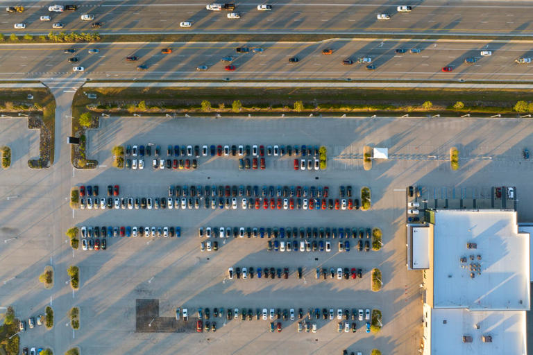 What to know before sleeping overnight at an American highway rest stop
