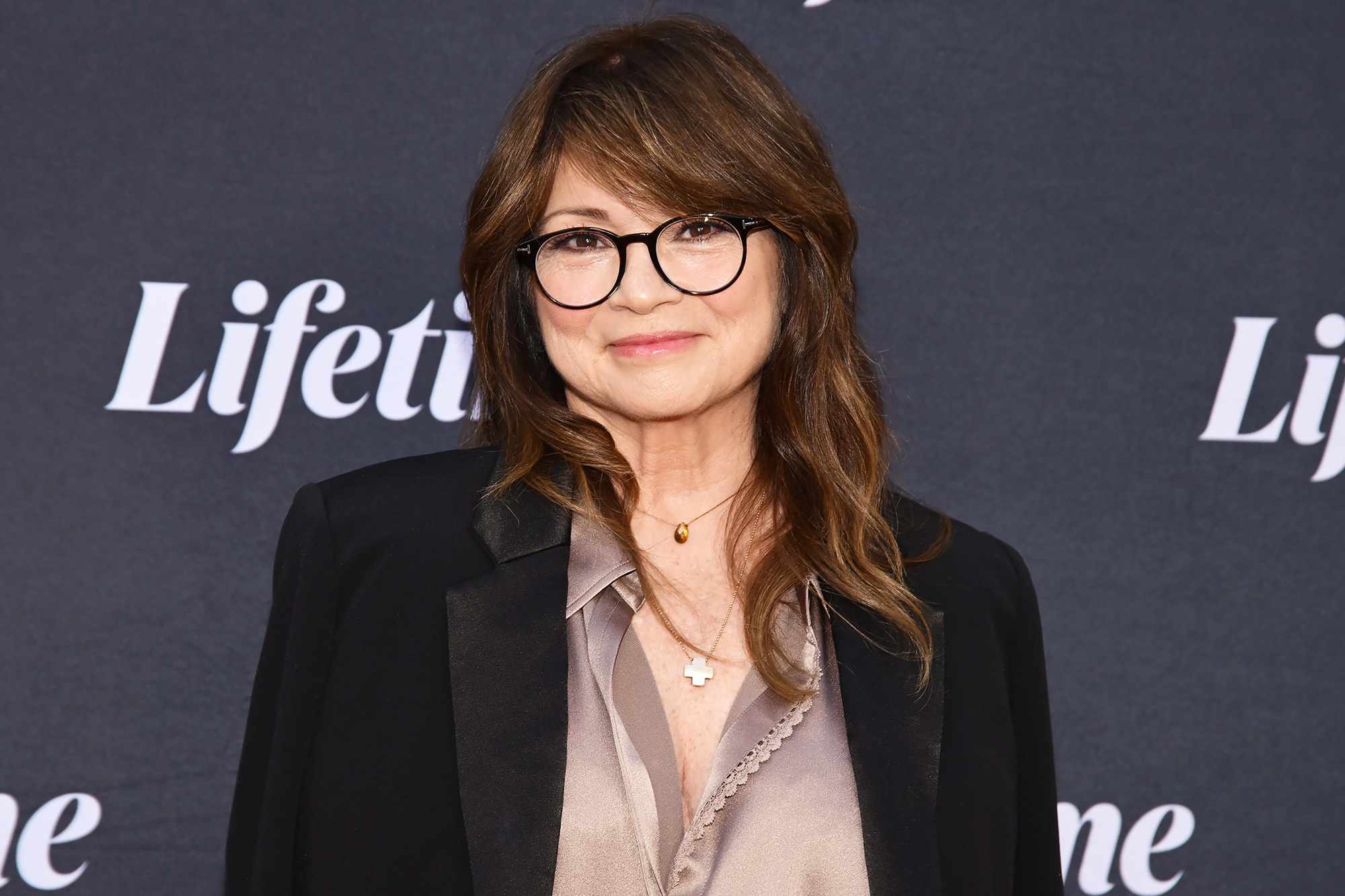 Valerie Bertinelli recalls feeling 'torn in two' after abandoning ...