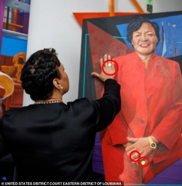 New Orleans mayor faces federal charges as photo reveals the personal ...