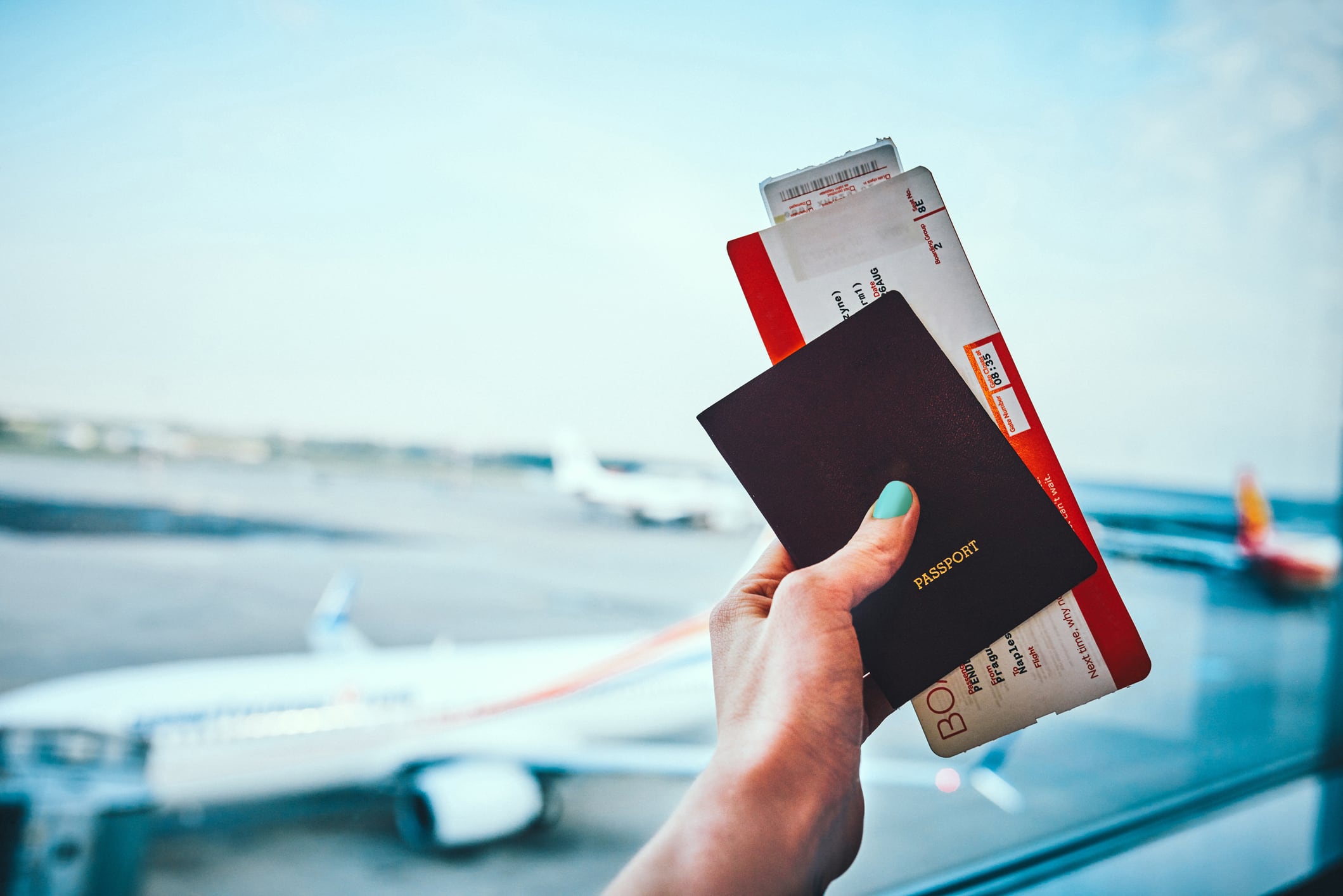Tiquetes aéreos para vacaciones de mitad de año podrían tener mucha ...