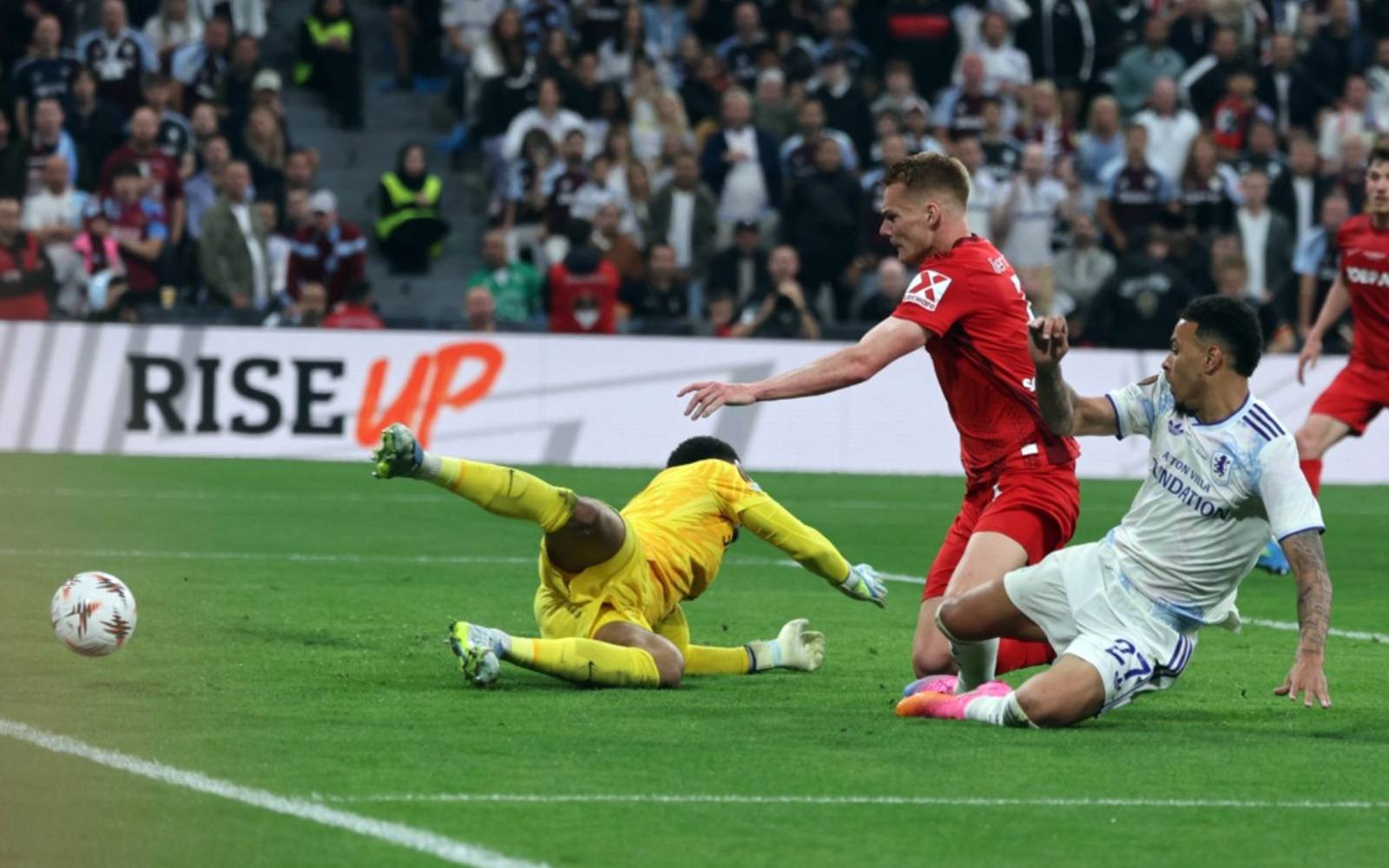 Clinical Villa outclass Freiburg to lift Europa League trophy