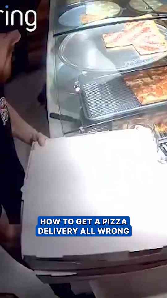 Man realizes too late he’s carrying pizza box upside down