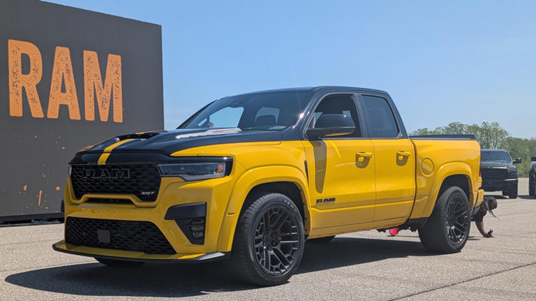 Hellcat-powered 2027 Ram 1500 Rumble Bee is the right truck at the ...