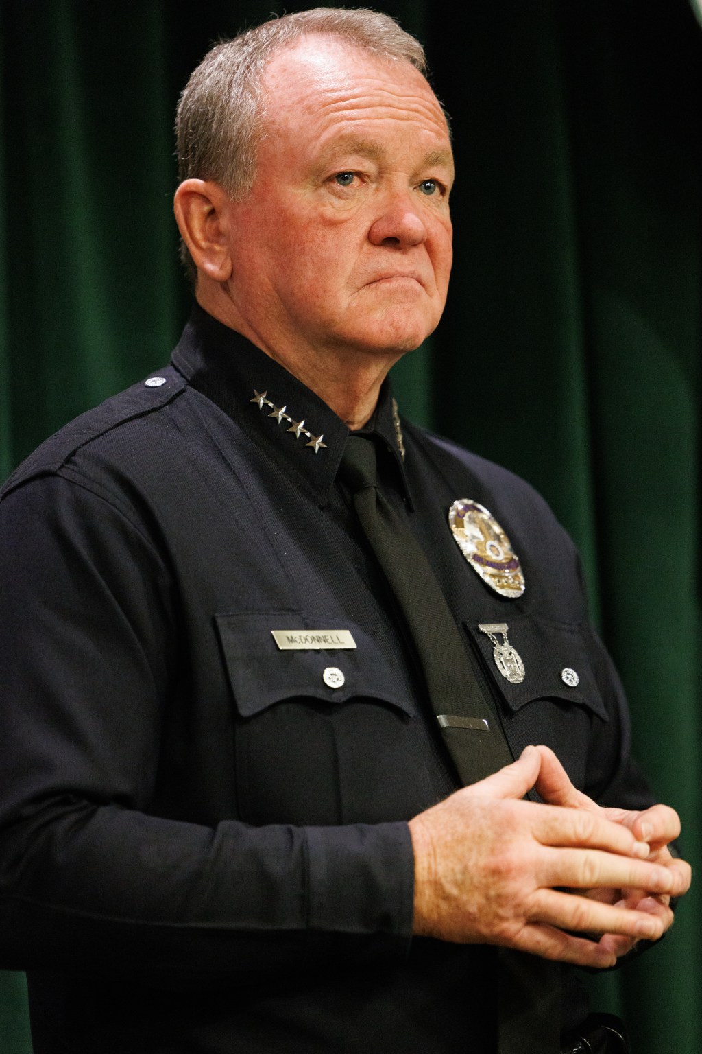 String of burglaries rocking LA residential area committed by South ...