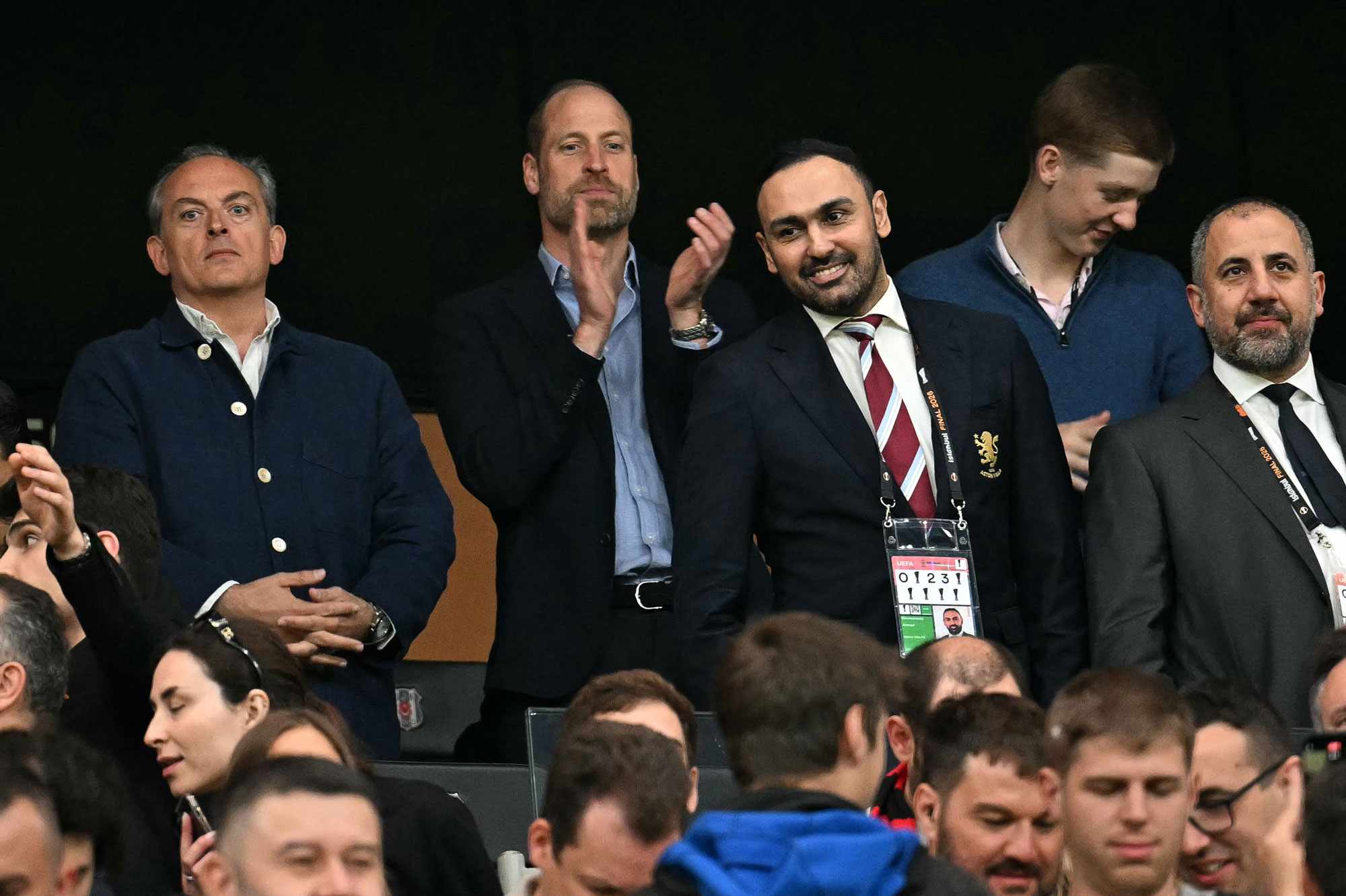 Prince William flies to Turkey for his favorite team’s historic match ...