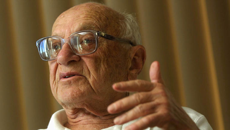 Milton Friedman, economista y premio Nobel: «Una sociedad que prioriza ...