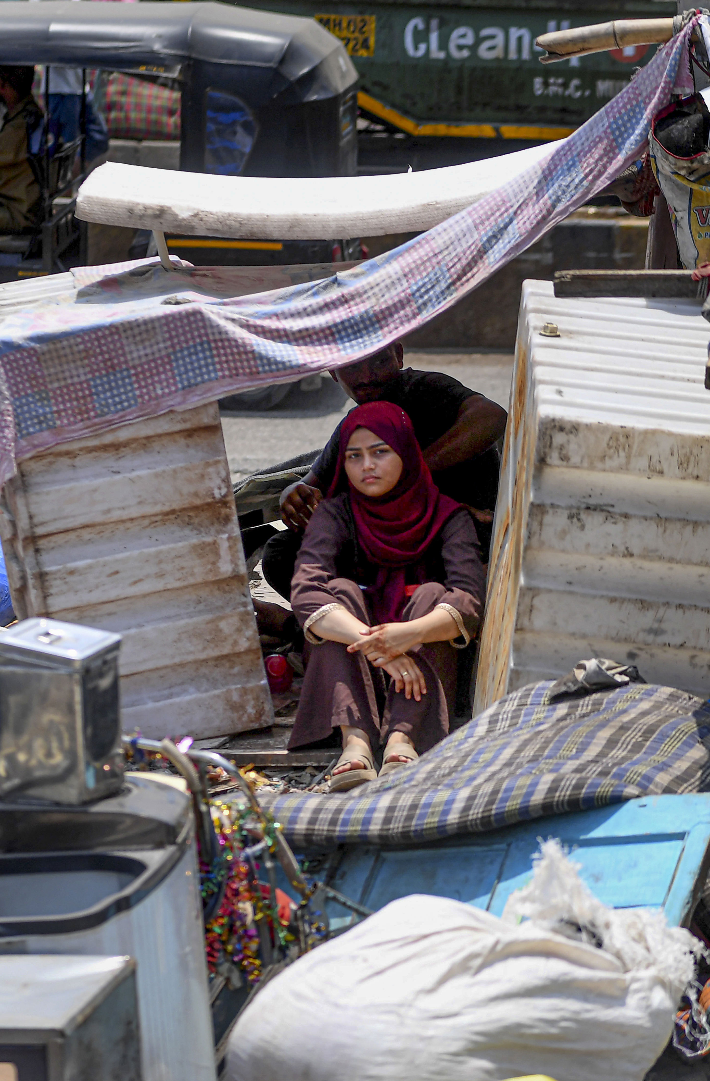 10 cops injured in stone-pelting during anti-encroachment drive in ...