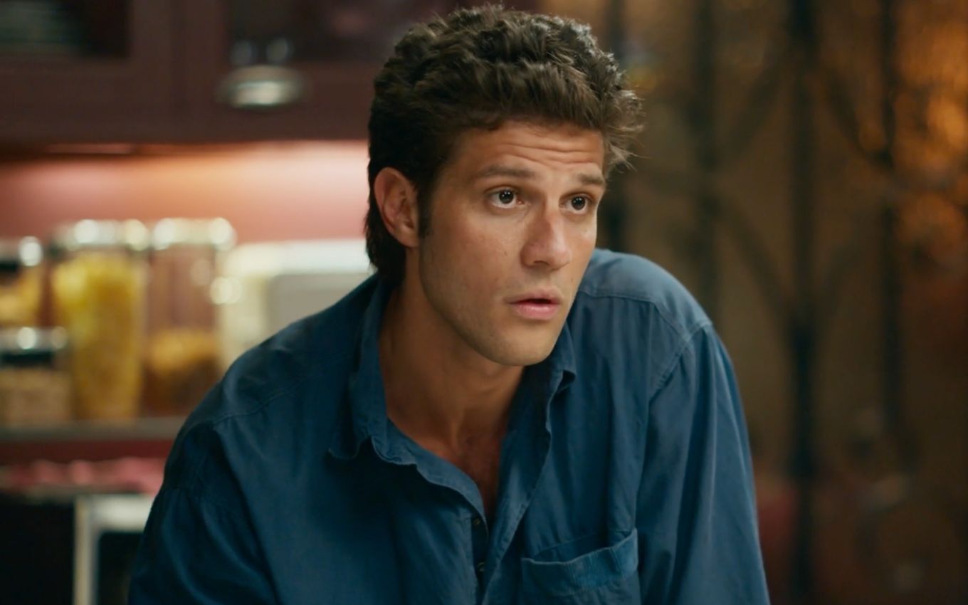 Quem é a cópia? Chay Suede reage à fofoca de que ator copiou até seus ...