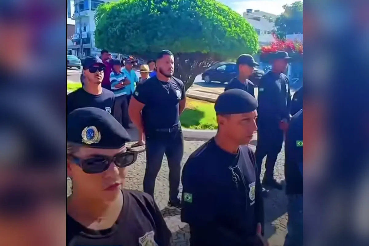Prefeito de Tanhaçu criticado por criar equipe de segurança sem concurso