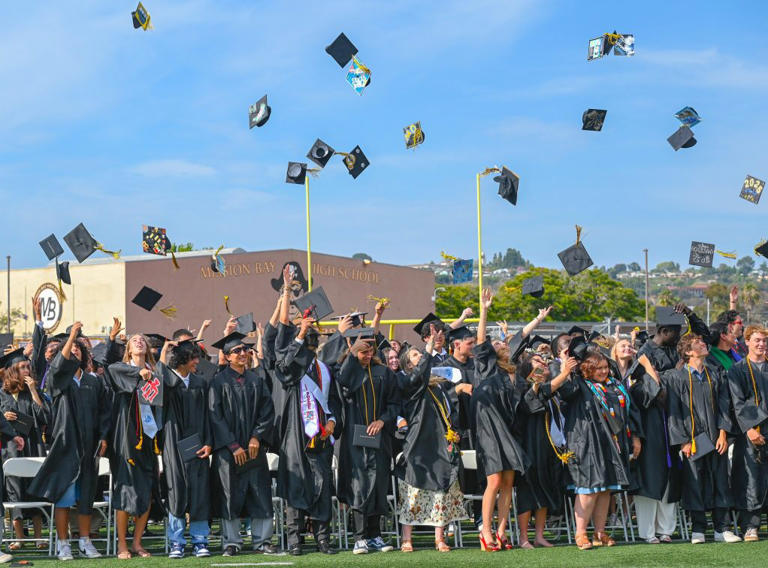 Senior panel gives upcoming Mission Bay High grads chance to reflect ...