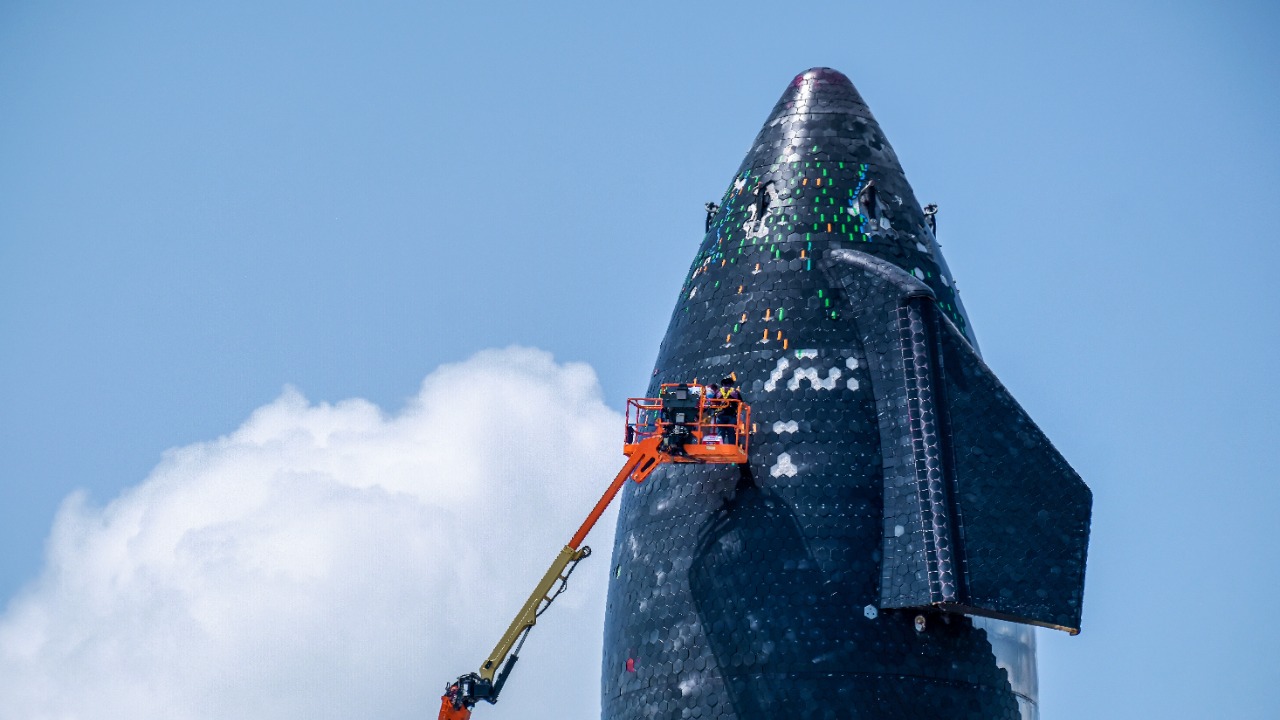 The heat-shield tiles that doomed earlier Starships get their first ...