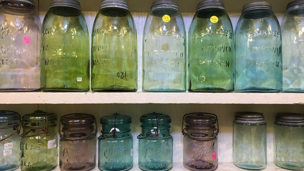 Rare mason jars surge in value amid safety reminders