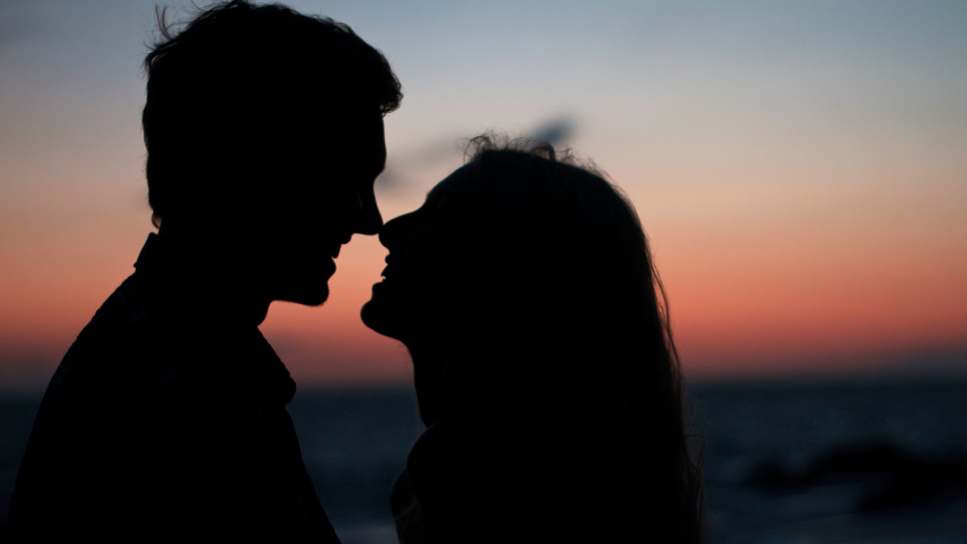 20 little compliments men remember forever