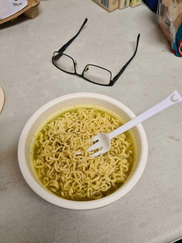 60 people share the absolute weirdest things they’ve caught a stranger ...