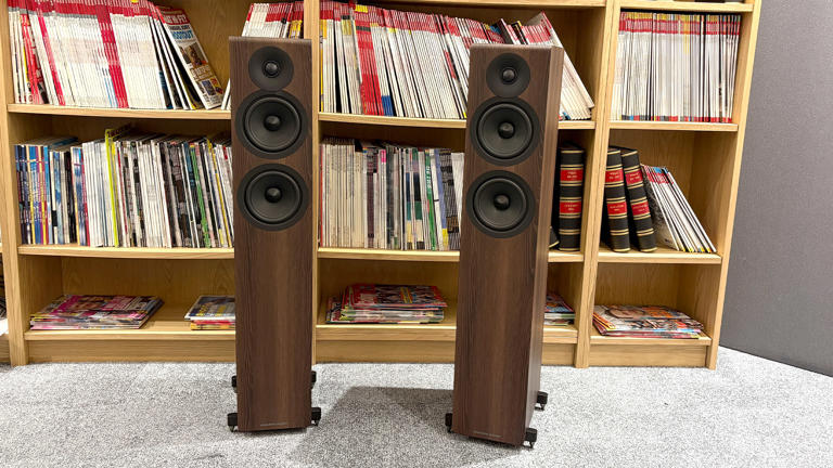 This terrific hi-fi system combines a superb Arcam amp with award ...