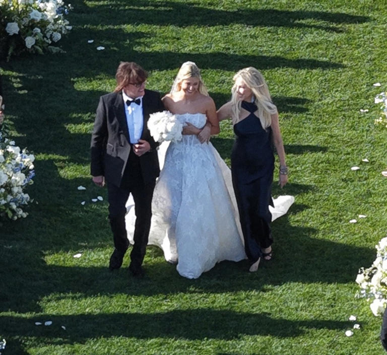 Inside Heather Locklear and ex Richie Sambora’s emotional reunion at ...