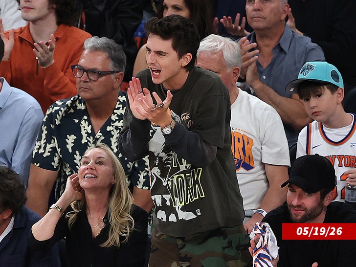Timothée Chalamet debuts new haircut, clean-shaven face at Knicks game