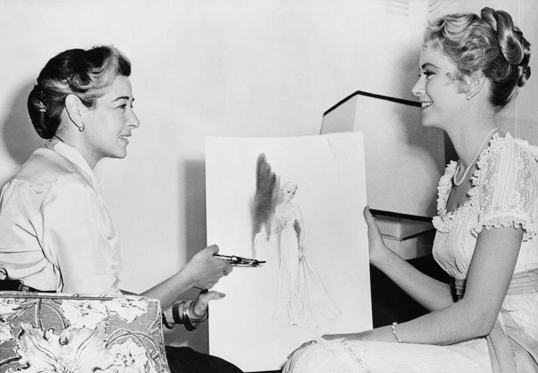 Where is Grace Kelly's wedding dress now? All about the "fairy princess ...