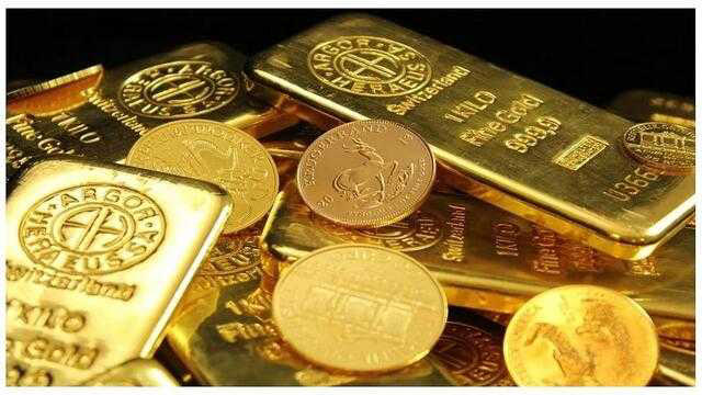 Gold, silver trade lower amid renewed West Asia tensions