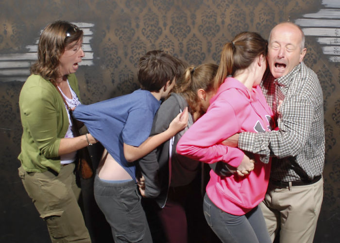 99 hysterical moments when people got scared to death at a haunted ...