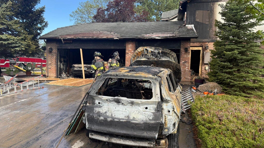 Everyone inside burning home in Colorado escapes unharmed, fire ...