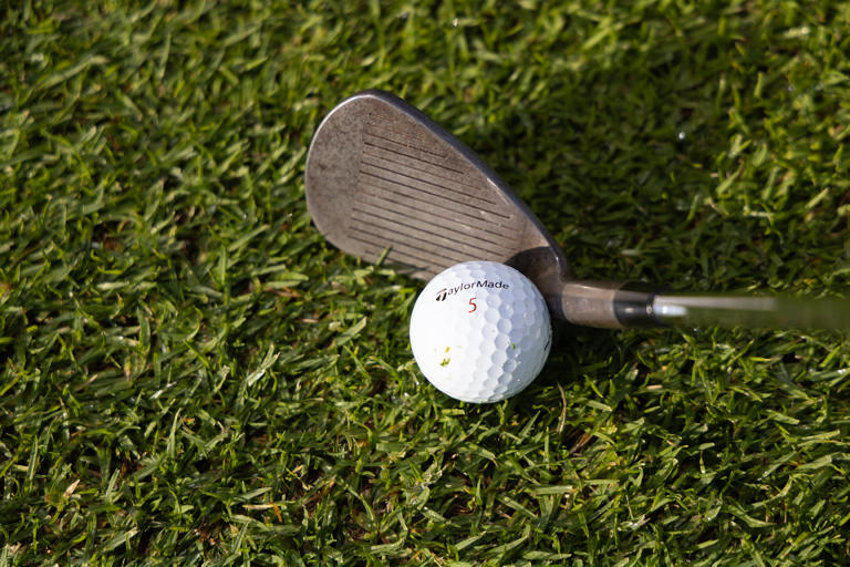 Stop shanking the golf ball (with a simple water bottle drill) and ...