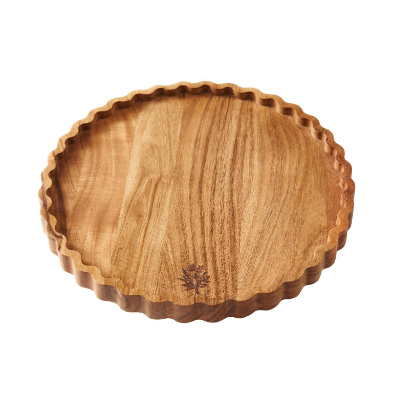 The Pioneer Woman’s scalloped lazy Susan puts a pretty spin on kitchen ...