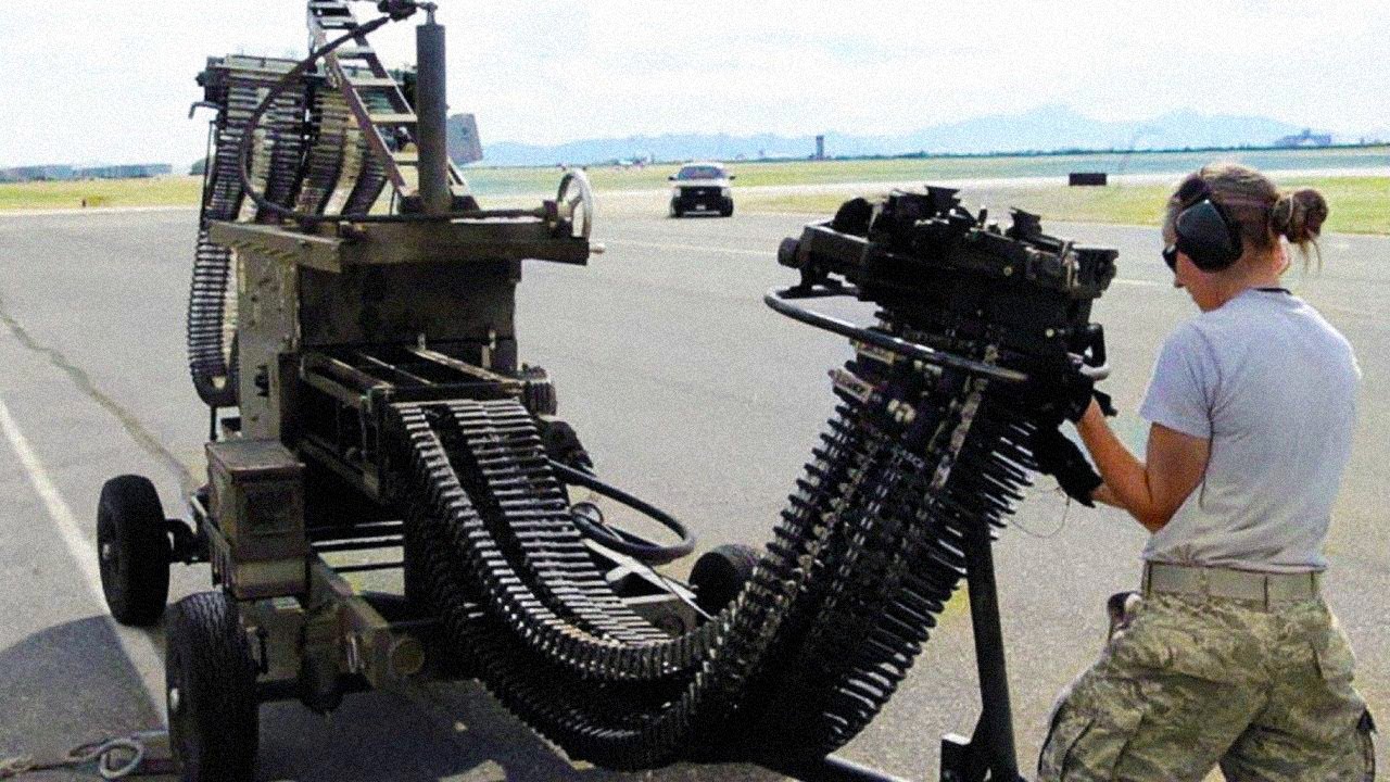 Inside the A-10: Watch 1,350 rounds loaded into its massive GAU-8 cannon