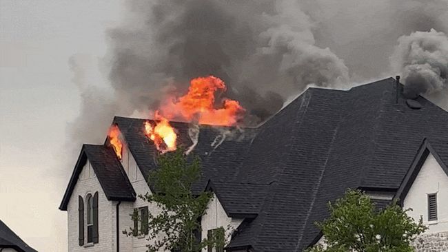 House catches fire during stormy weather in Dallas area