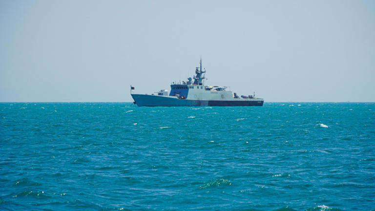 Iran’s IRGC Navy just pushed submarines and fast boats into the Strait ...