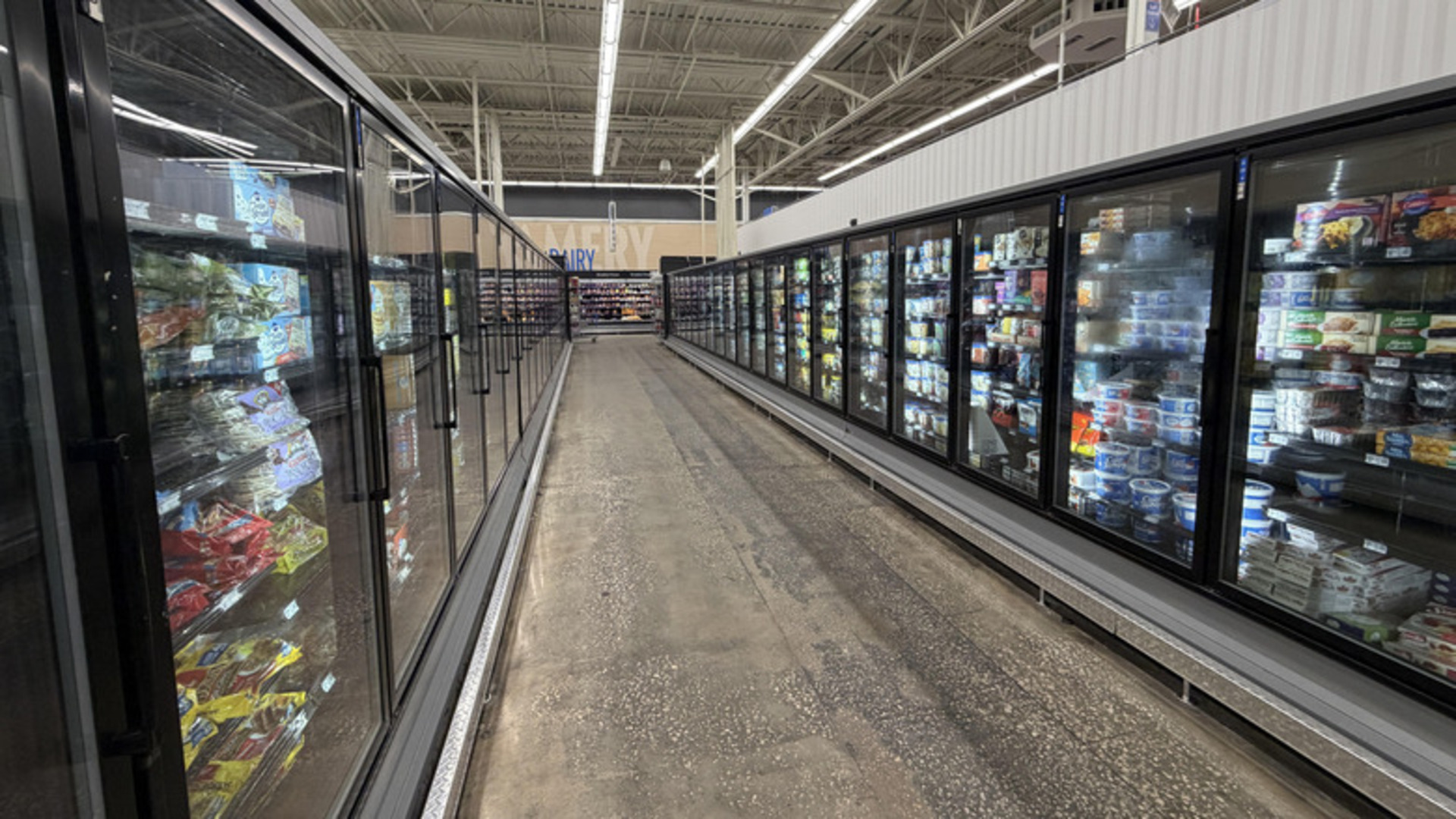 Walmart has a 58-cent dinner that customers are stocking their freezers ...