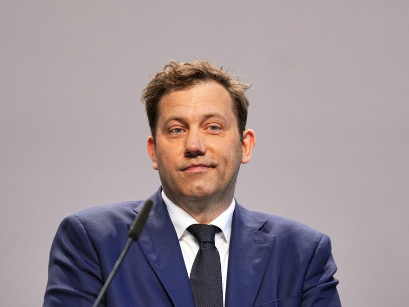 Lars Klingbeil news: Klingbeil: 2026 politische Entscheidungen zu ...